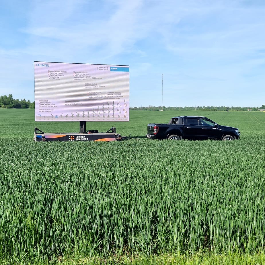 Mobile LED screen at BASF agriculture days - Portfolio