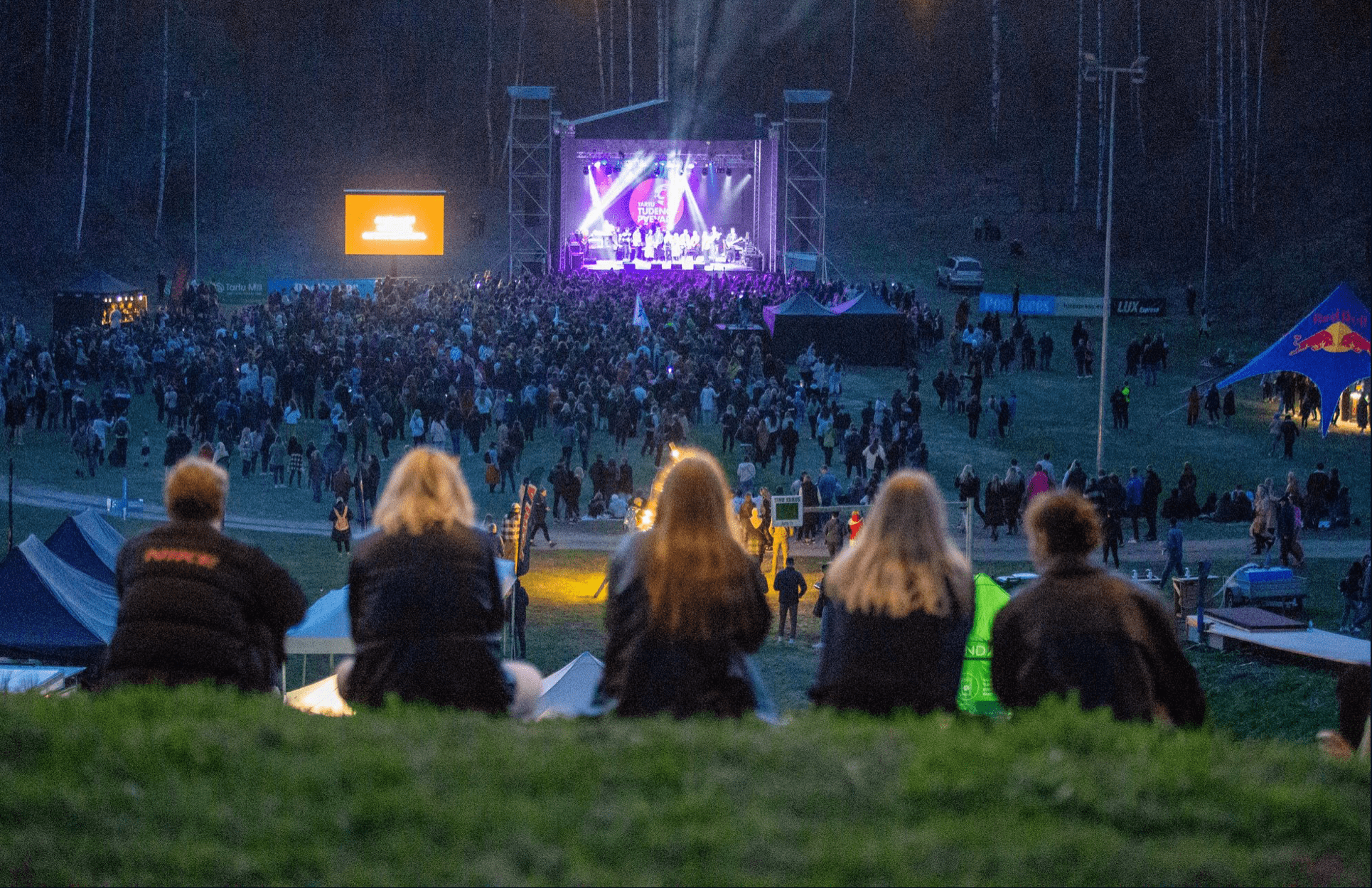 Students Night Song Festival LED trailer - Portfolio