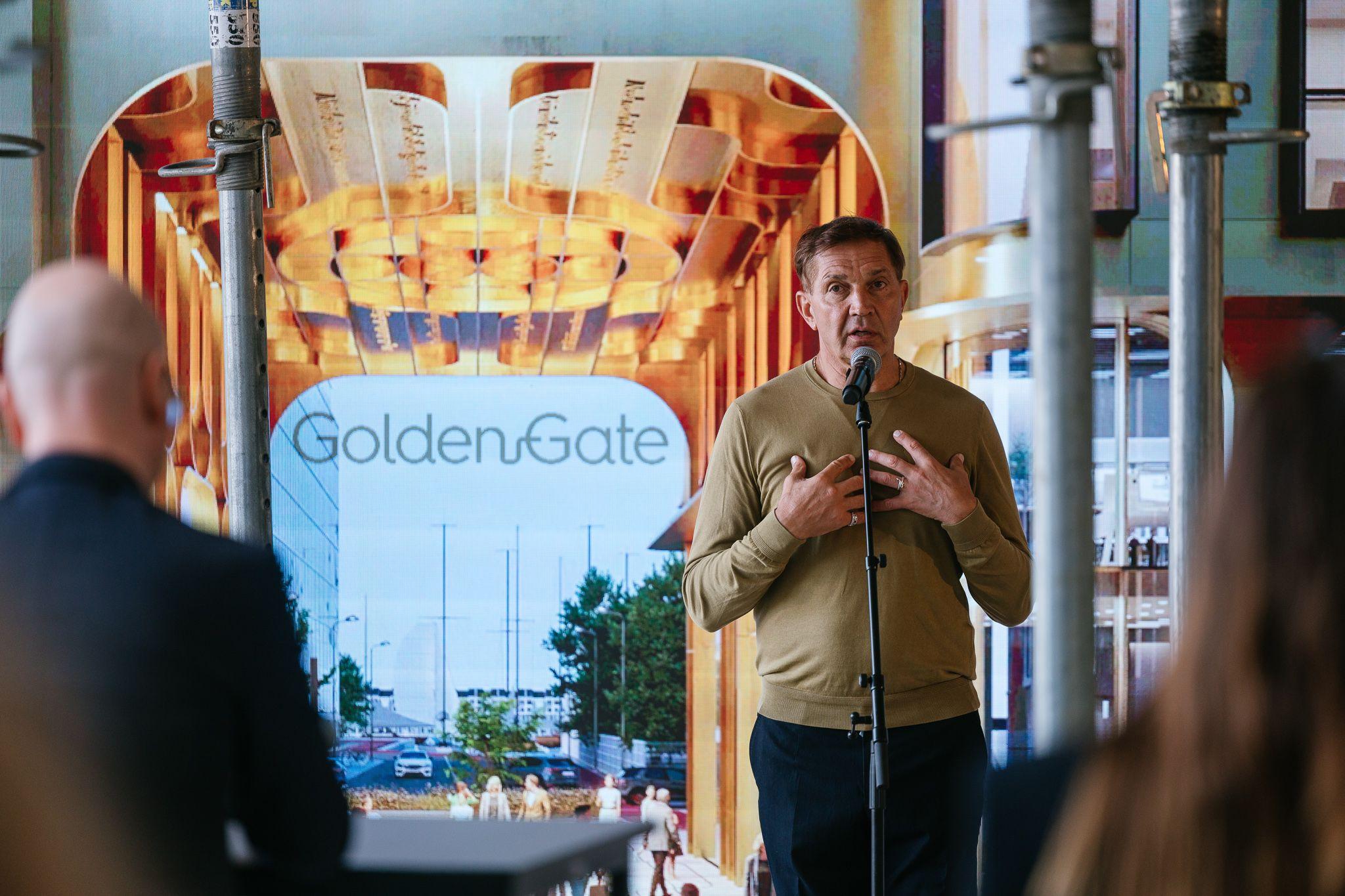 Golden Gate corner stone large scale rental LED screen - Portfolio